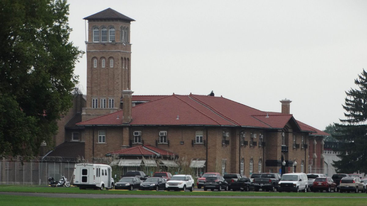 Pendleton Inmate Dies from Legionnaires' Disease - WIBC 93.1 FM