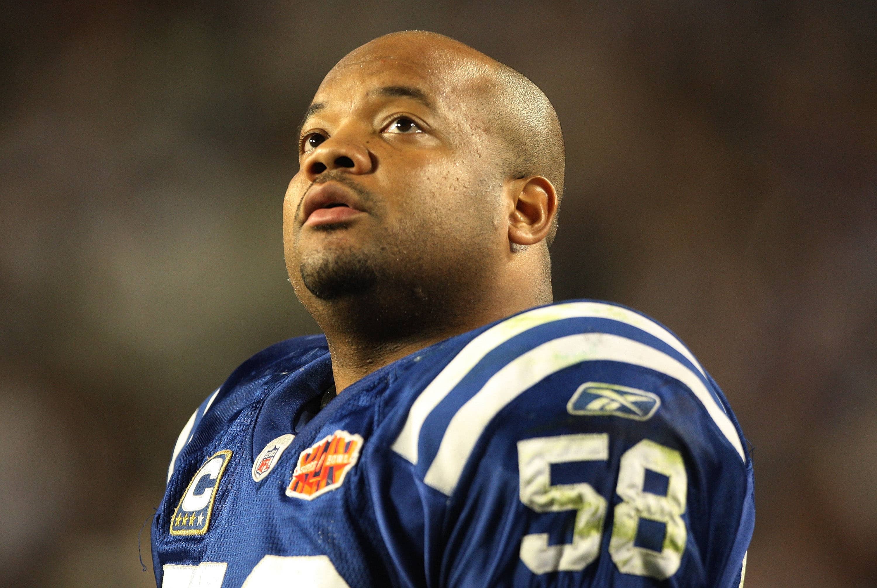 Former Colts LB Gary Brackett & The Pursuit of Happiness - WIBC 93.1 FM