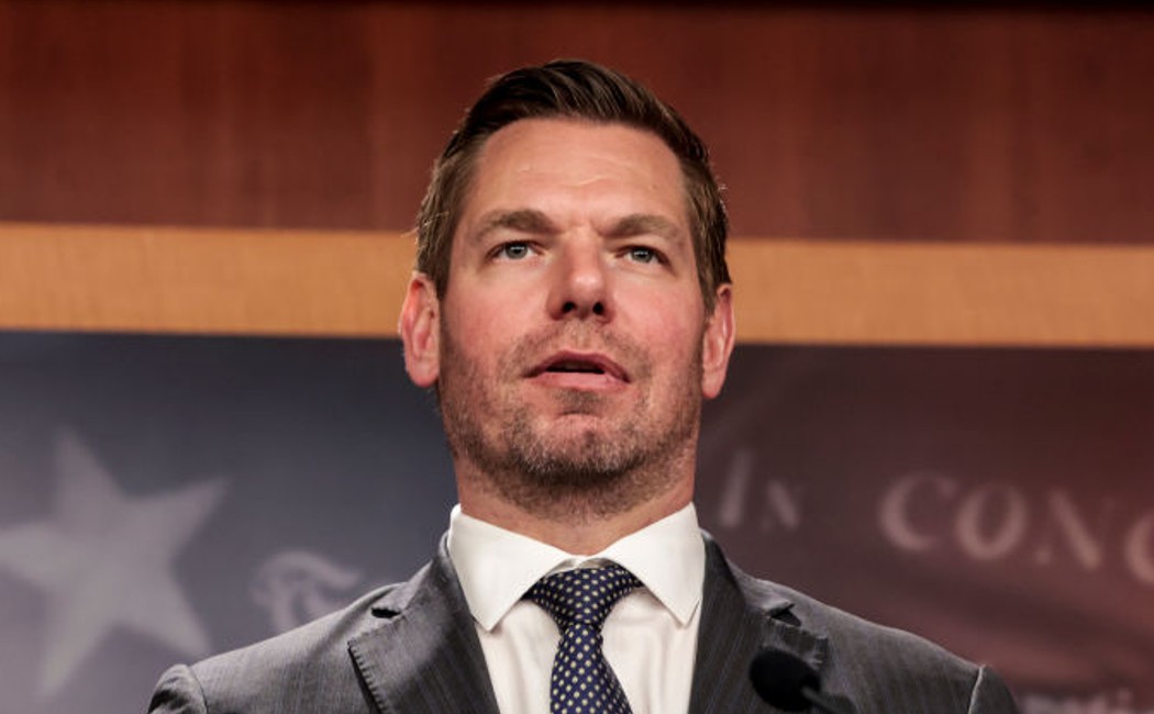 Swalwell Gets Heckled By Crowd: "Where's Fang-Fang?!"