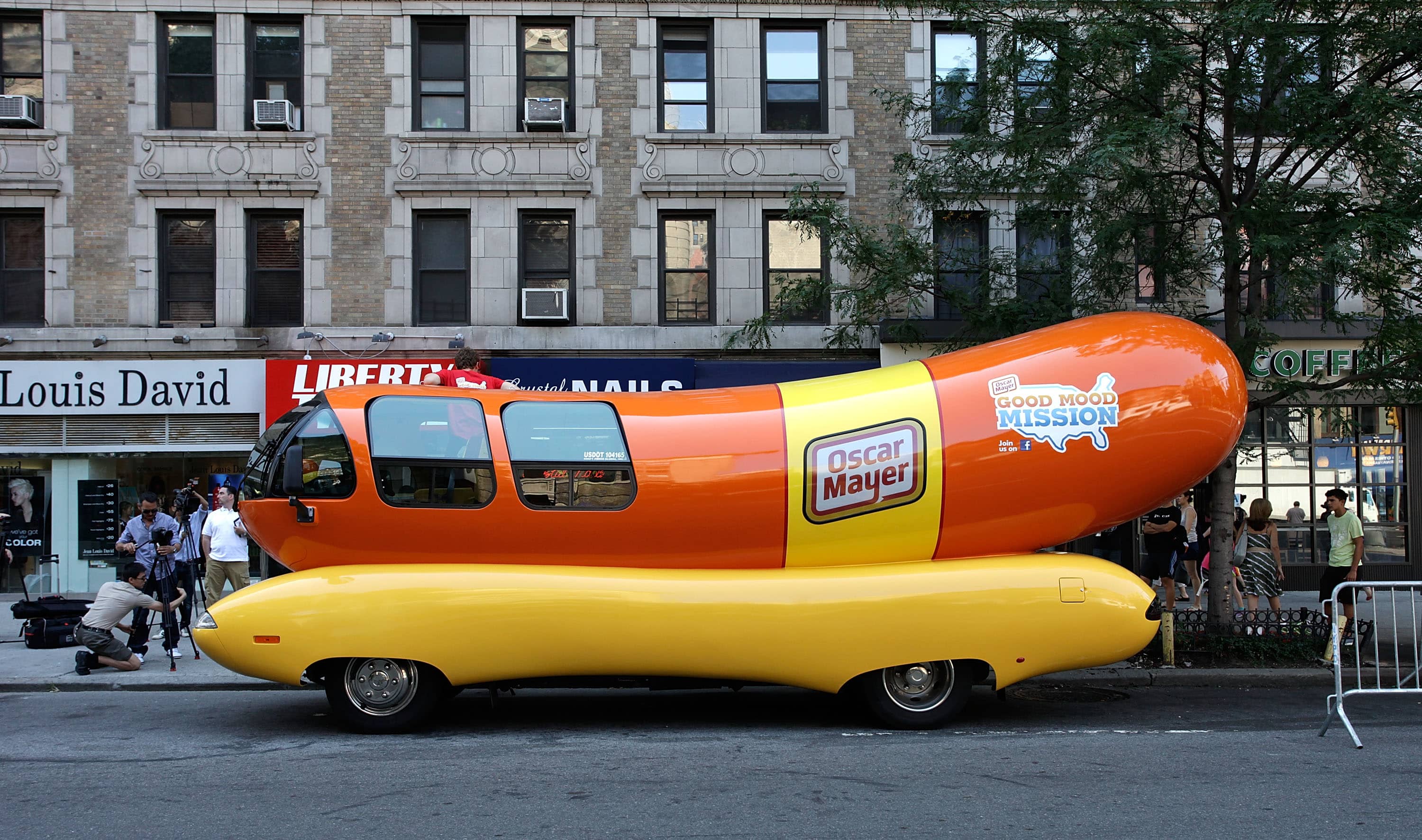 You'll Relish This Chance To See The Oscar Mayer Wienermobile In Indy ...