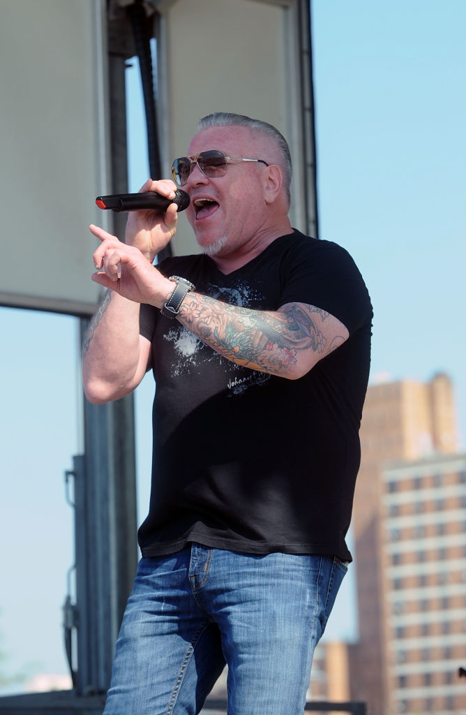Lead Singer of Smash Mouth, Steve Harwell, Dies at 56