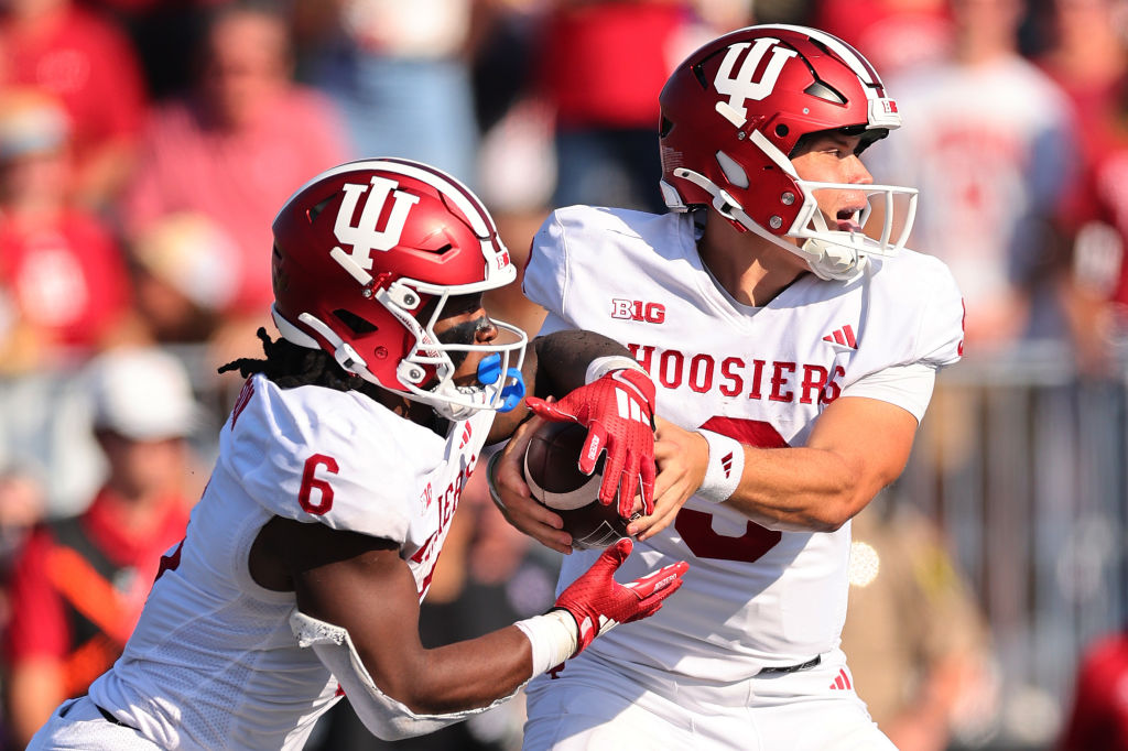 IU Football Goes to 6-0