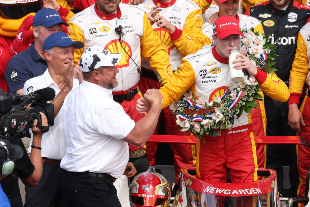 Kendall And Casey - WIBC 93.1 FM